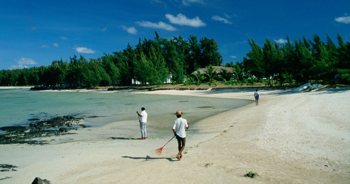 Mauritius' beaches contain tiny clues pointing to sunken lost continent