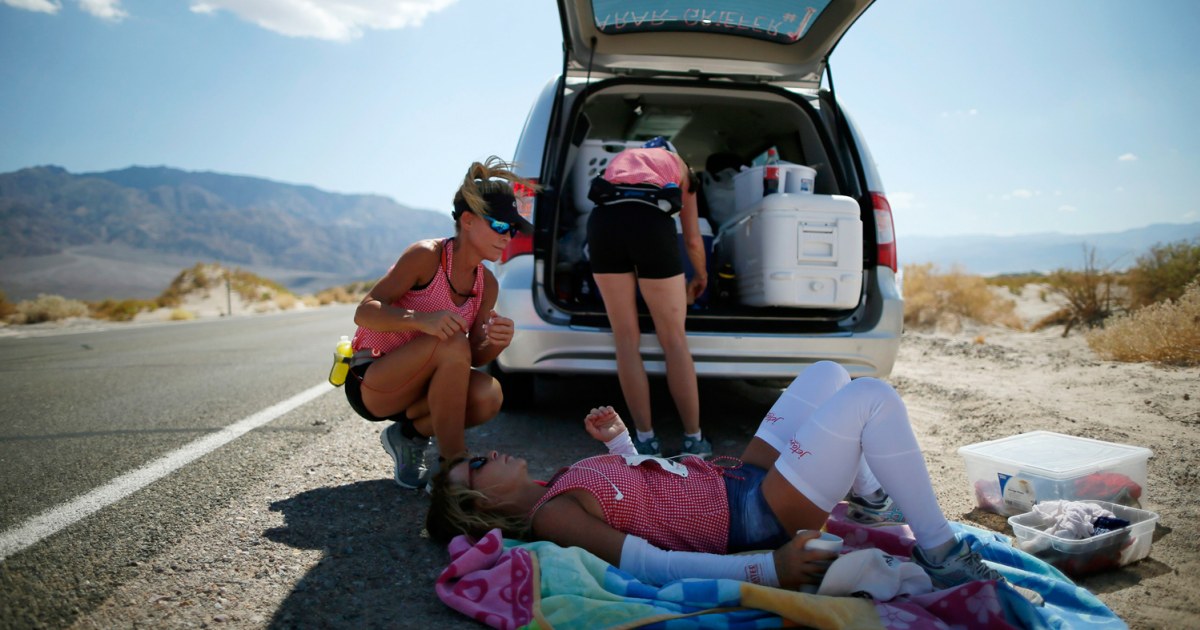 Runners race 135 miles in 120-degree heat