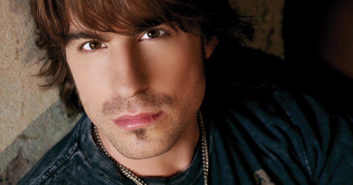 Country Star Jimmy Wayne Talks The Talk & Walks The Walk