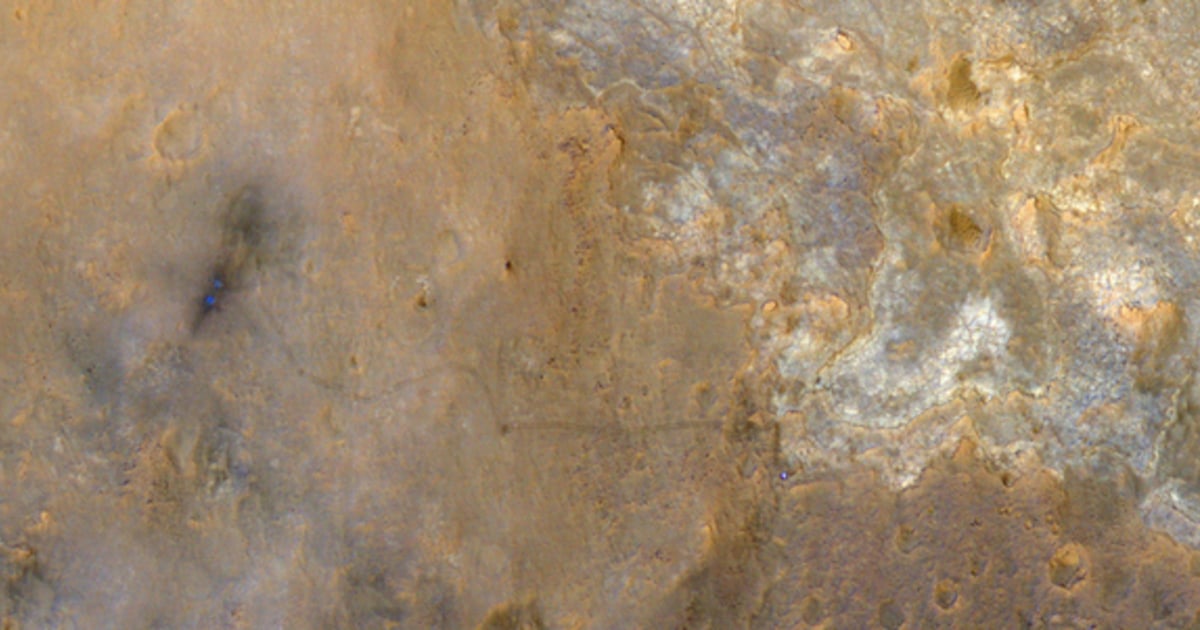 Mars rover appears as tiny blue dot from space in new photo