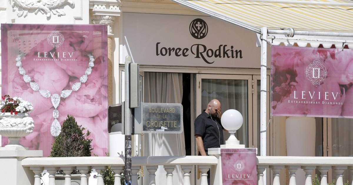 France steps up border security in $136M diamond heist manhunt