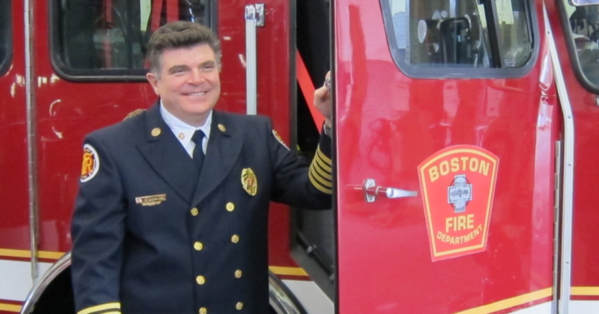 Boston fire chief quits amid criticism following marathon bombing