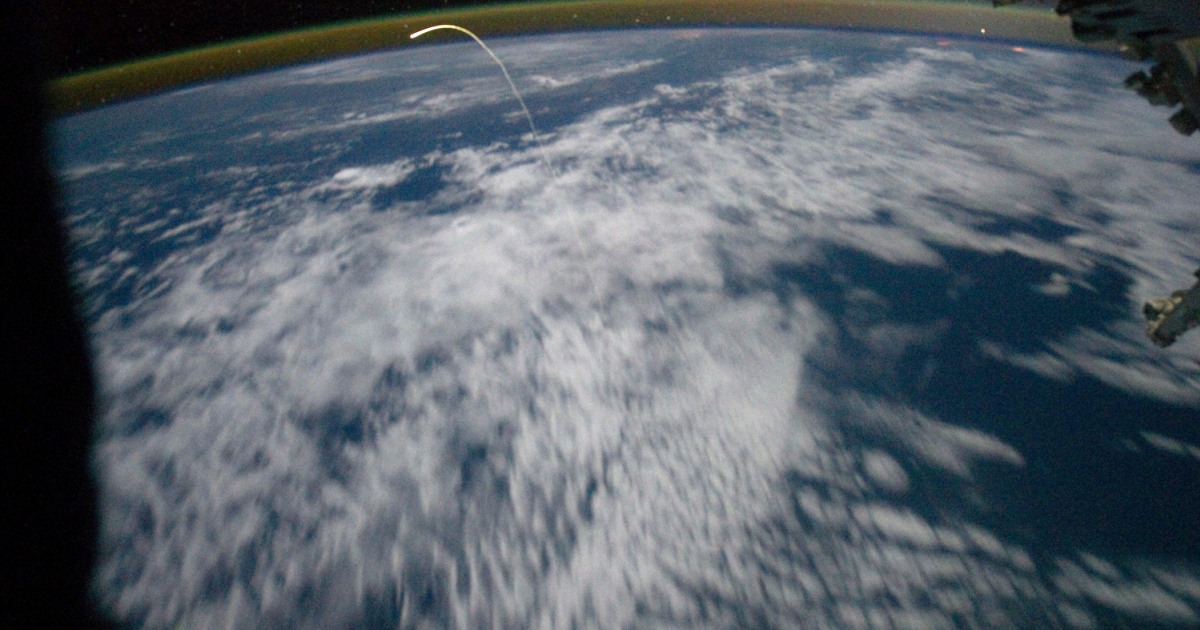 Unprecedented view of the Atlantis photographed by the Expedition 28 crew