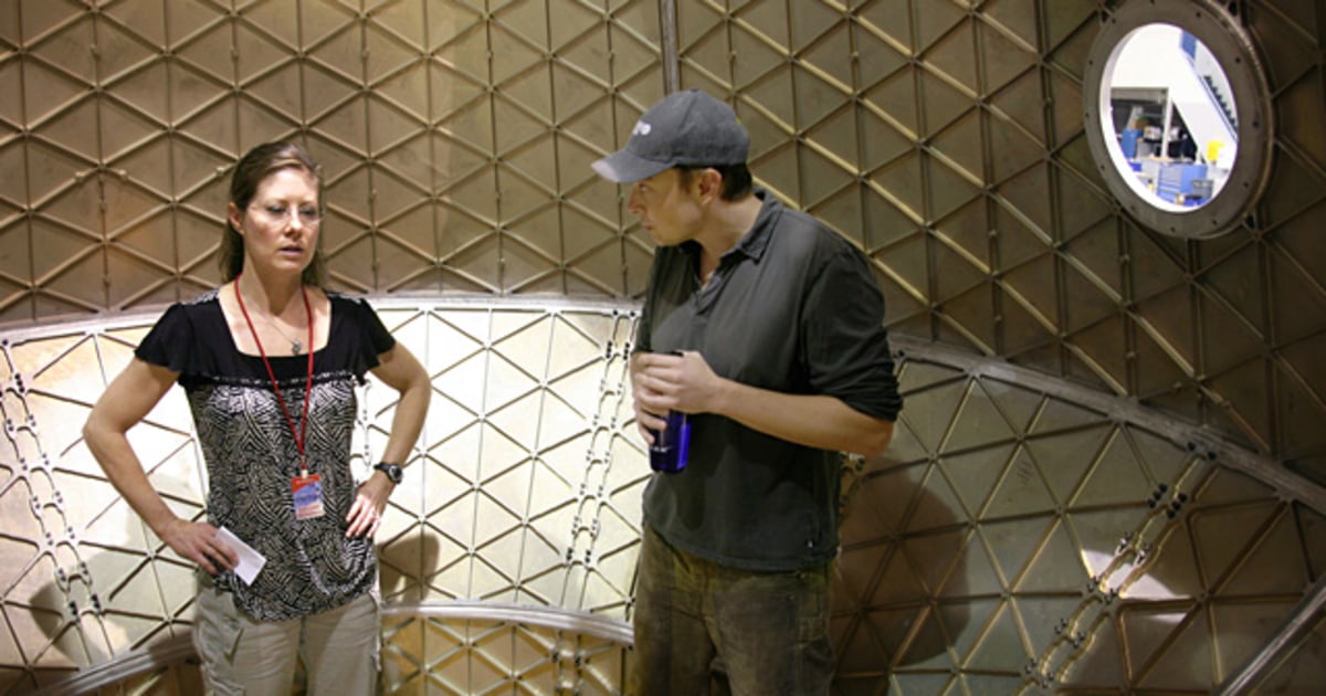 SpaceX gets set for next giant leap