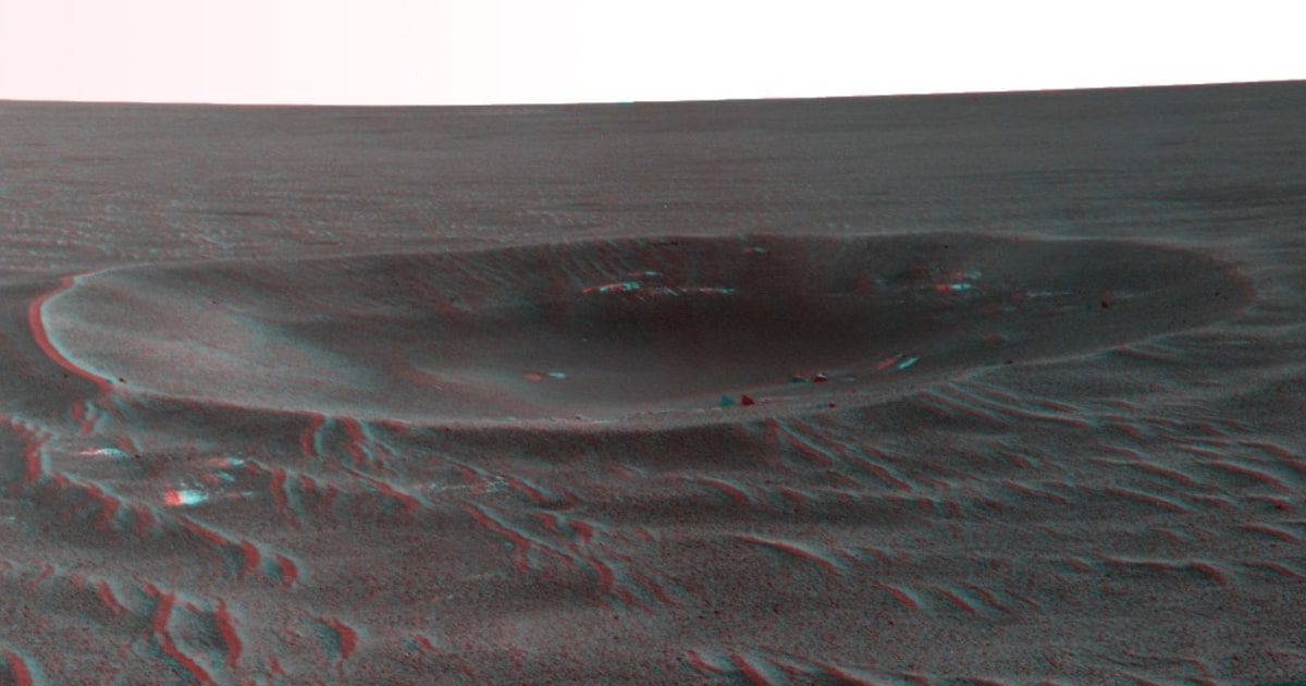 Mars shots pay tribute to moonshot