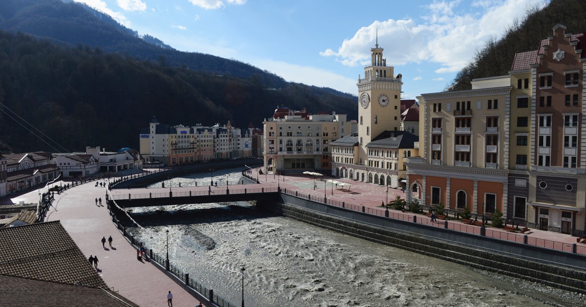 Sochi Winter Olympics organizers store snow, just in case
