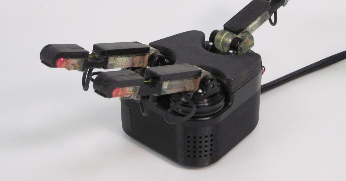 Three-fingered iRobot hand points to strong, nimble future machines
