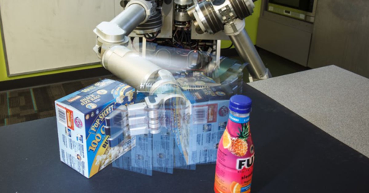 Robot learns to recognize objects on its own