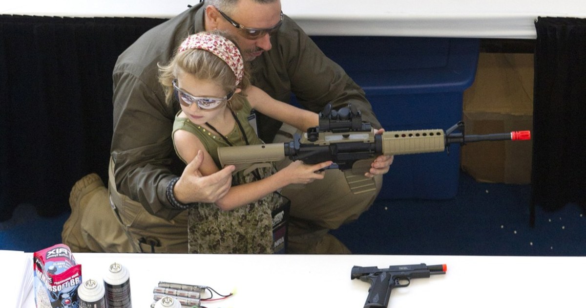 Pediatricians take on gun lobby – carefully