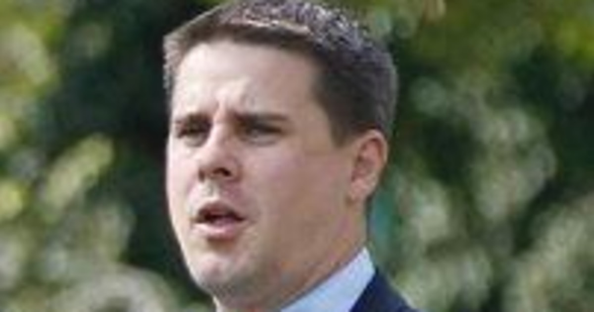 8 Things To Know About WH Senior Adviser Dan Pfeiffer