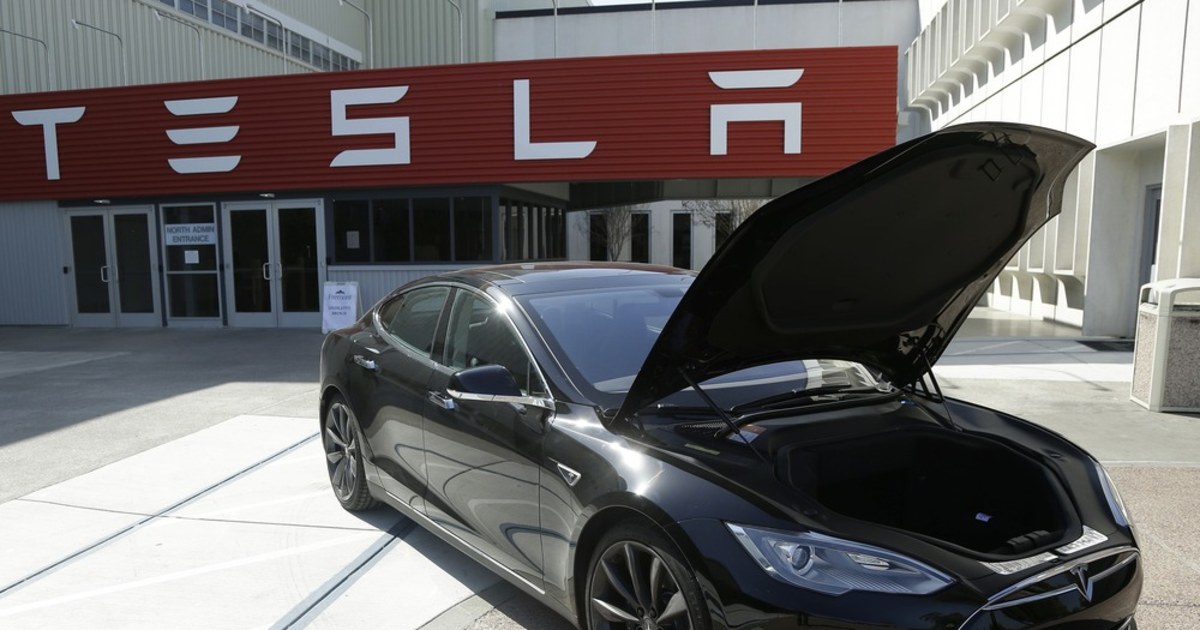 Tesla plans cross-country expansion of superchargers