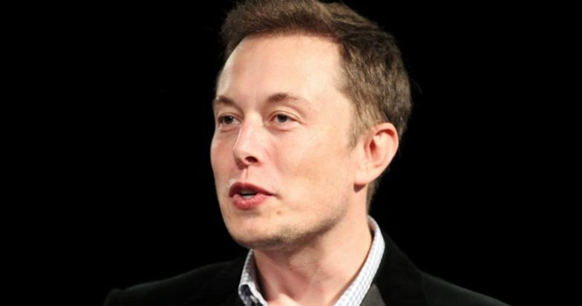 Tesla founder promises details on futuristic 'Hyperloop' mass transit