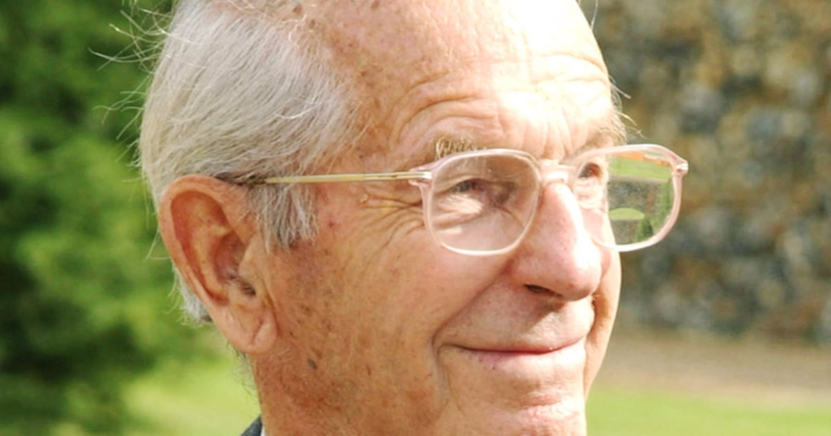 Double Nobel Prize winning biochemist Fred Sanger dies at 95