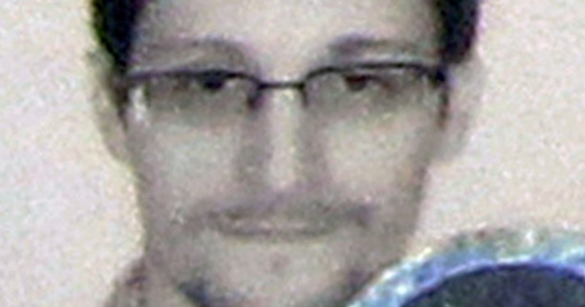 Snowden leaks are a 'gift' to terrorists says UK intelligence chief