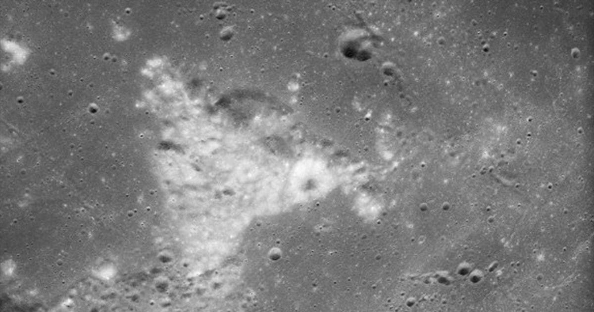 Apollo astronauts want names they gave to moon landmarks recognized