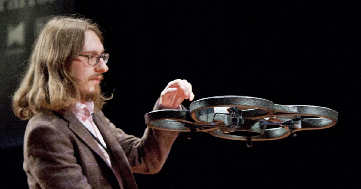 Drone driver licenses? How to make flying robots safe for American skies
