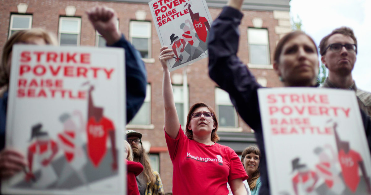 Many fast-food workers living in poverty, analysis finds