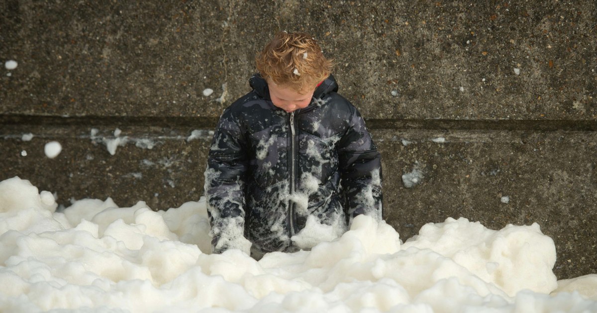Windy weather brings out wave watchers in the UK