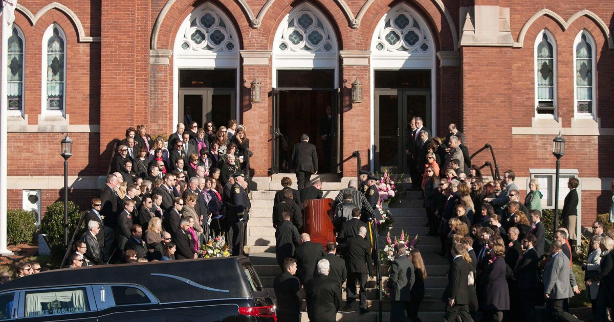 'Bright light in our lives': Slain 24-year-old math teacher honored ...