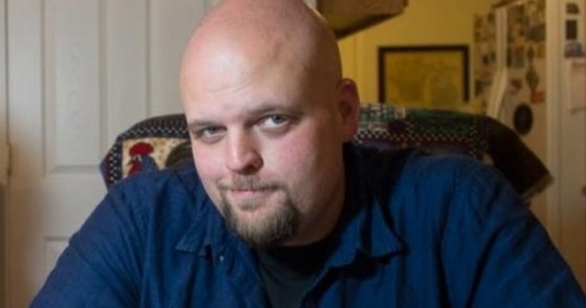 Teen who ran away with 37-year-old family friend found: cops