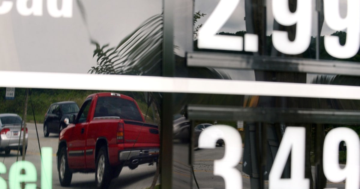 Gasoline prices drop closer to $3 and could keep falling