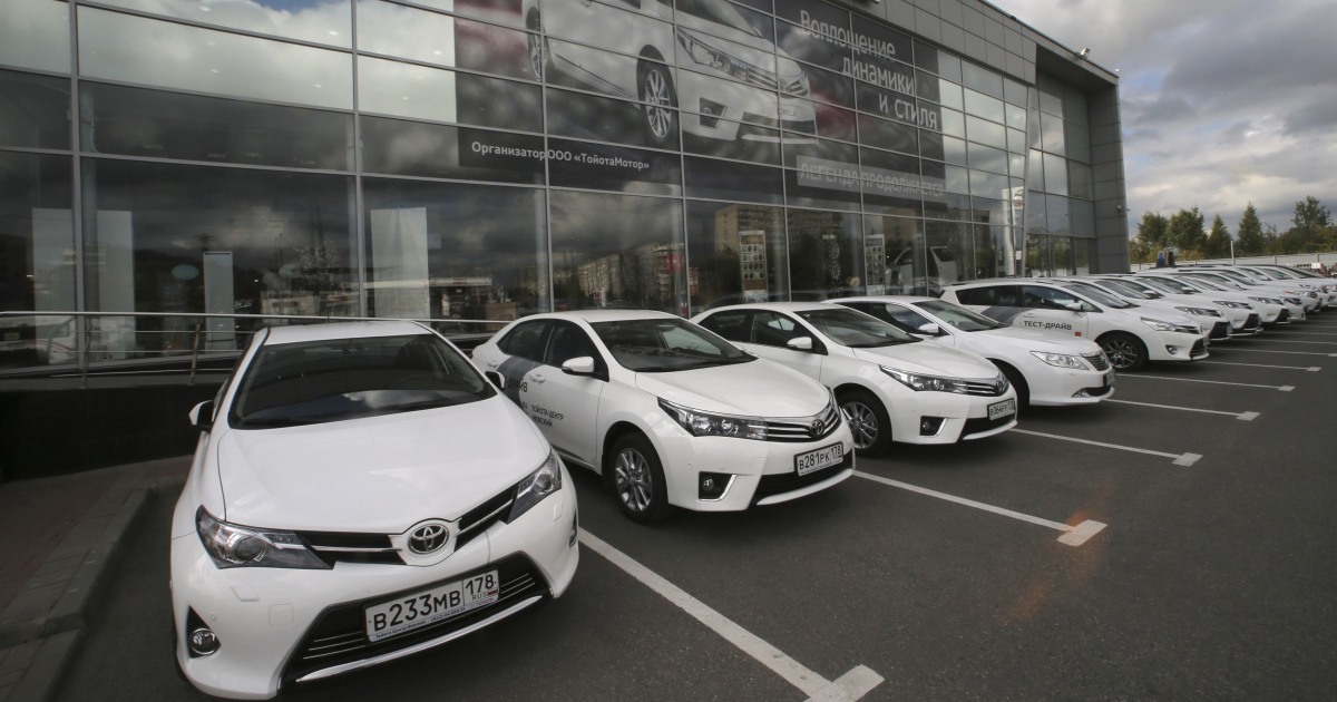 Automakers Brace for September Sales Slide