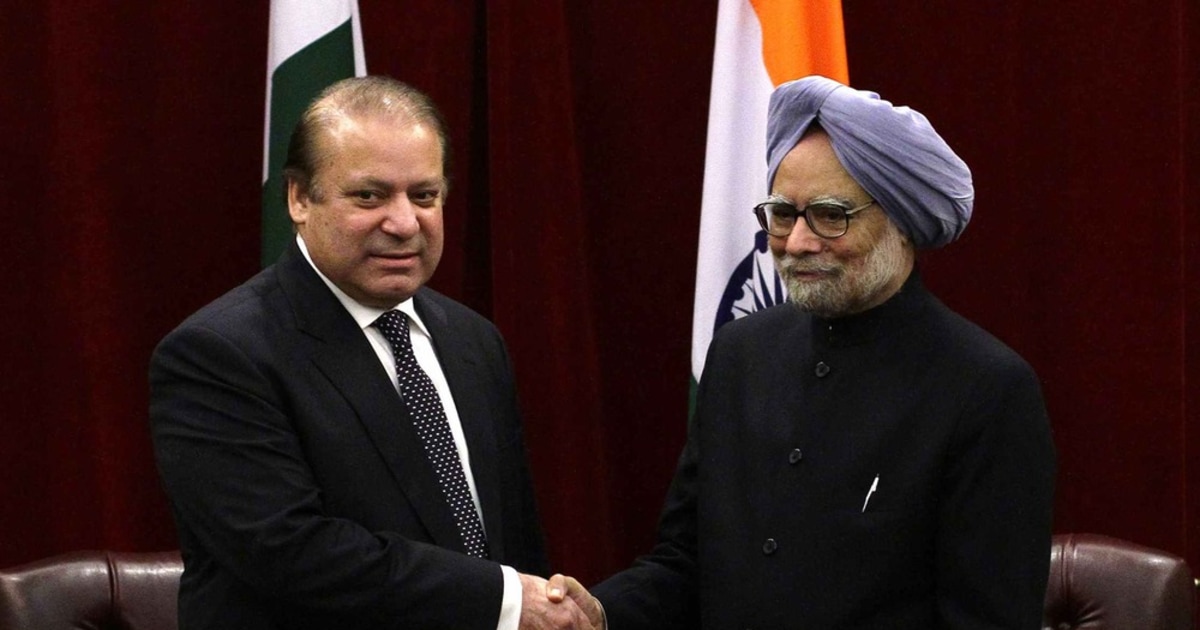 One big UN handshake: India and Pakistan meet