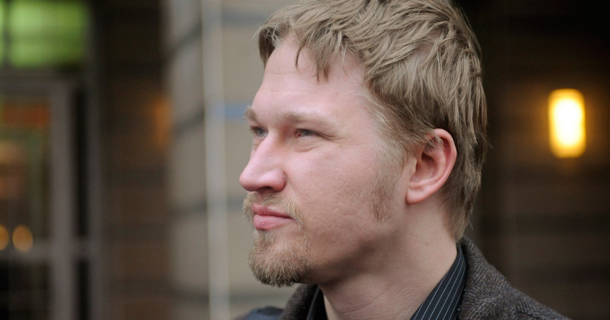 Man sentenced to probation in celebrity iPad hack attack