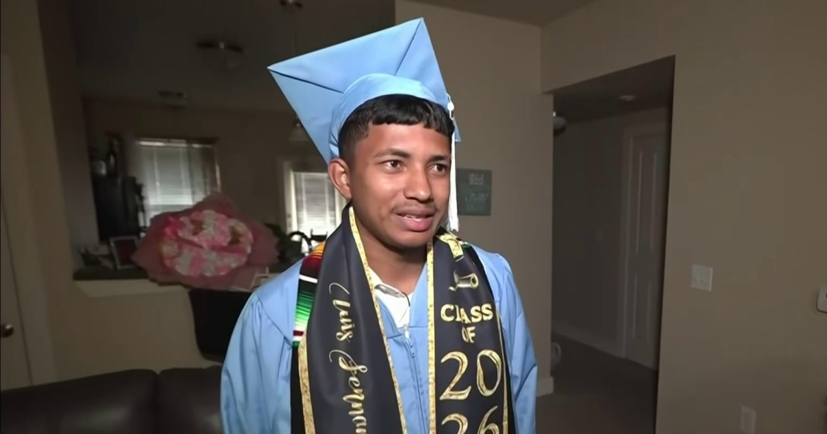 Inmigrante detenido por ICE logra terminar sus estudios y graduarse en ...