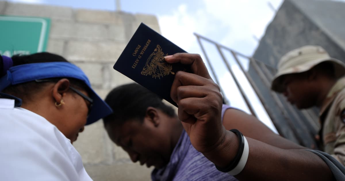 Dominican Americans: Views Against, And For, D.R.'s Immigration Policy