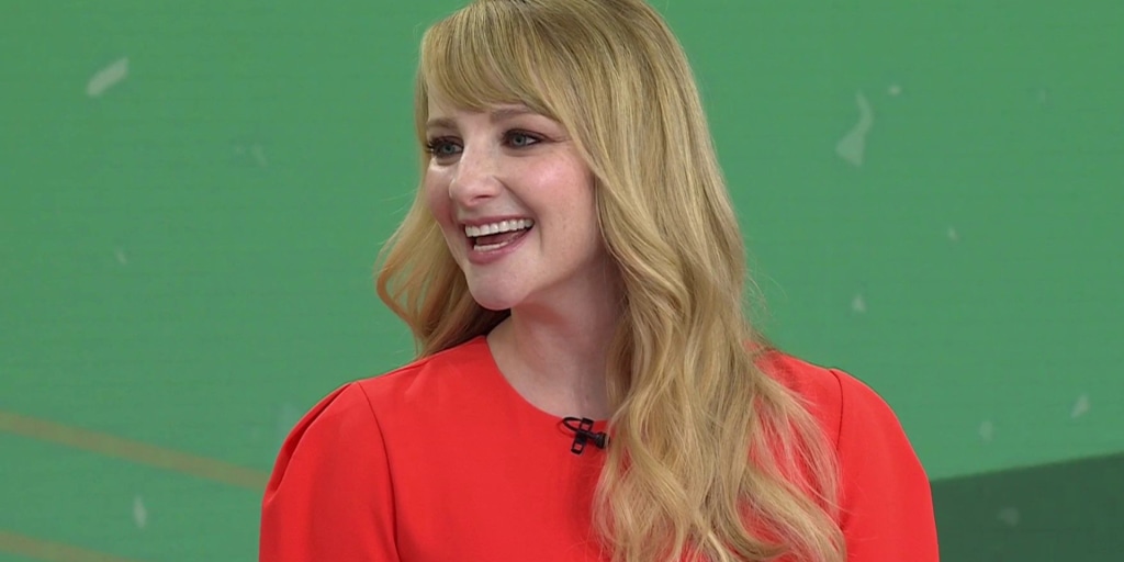 Melissa Rauch Tomhais Melissa Rauch News, Tips & Guides | Glamour