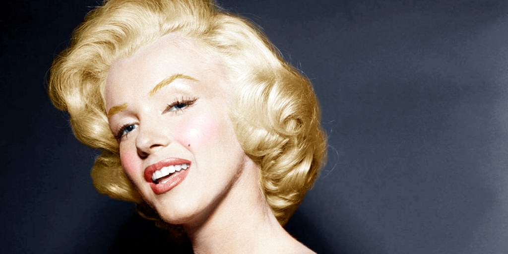 Mira Monroe's Instagram, Twitter & Facebook on IDCrawl