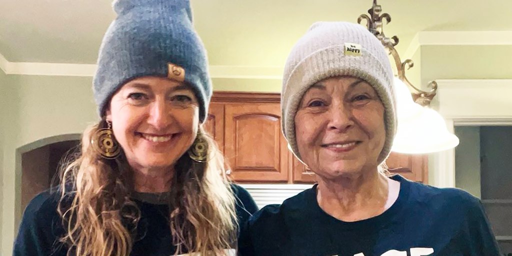 Roseanne Barr Y Brandi Brown Roseanne Barr Reveals Daughter Spent
