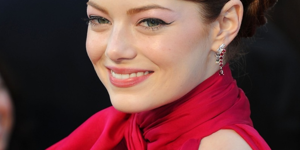 Emma Stone Antes De Perder Peso HOLA! FASHION No.64 (Digital)