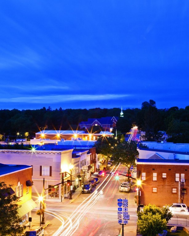 Quaint Small Towns In America
