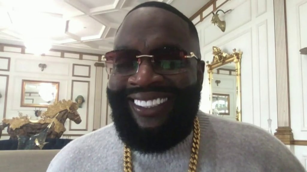 Rick Ross Fuma Erba Roll Up With Rick Ross' New Hip Hemp Smoking