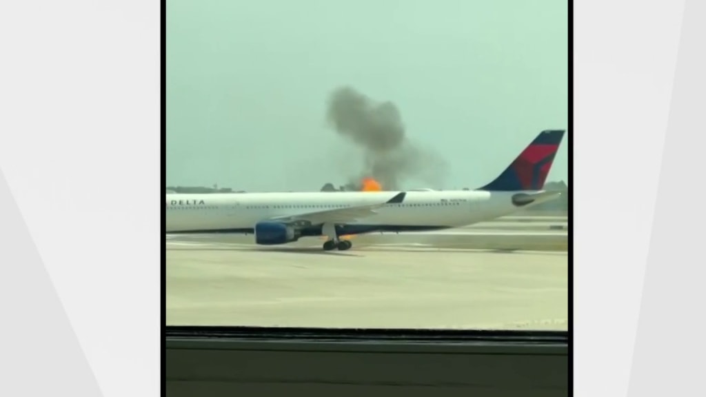 delta plane engine fire