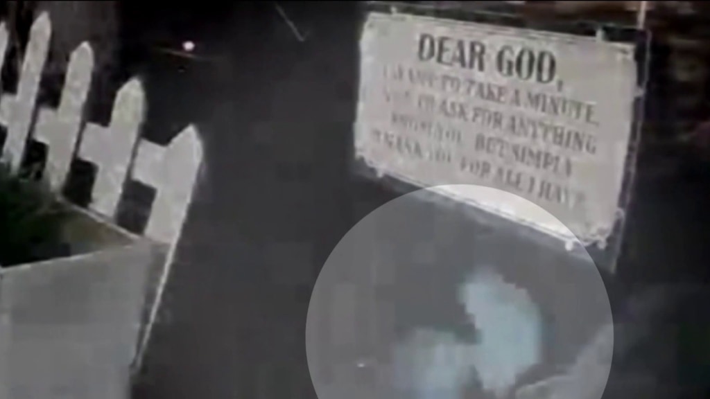 alien spaceship caught on camera