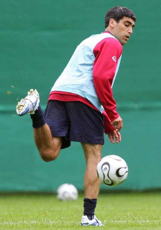 claudio reyna position