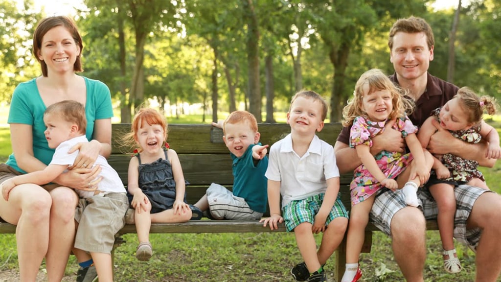 Family Sextuplets
