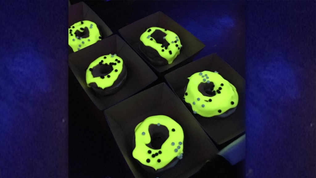 glow doughnut