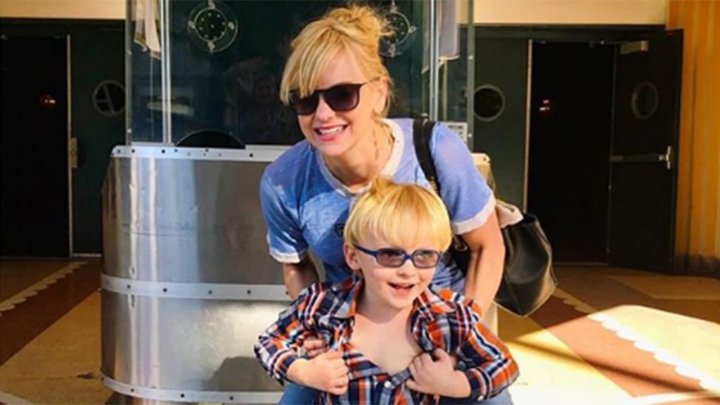 anna faris son disability