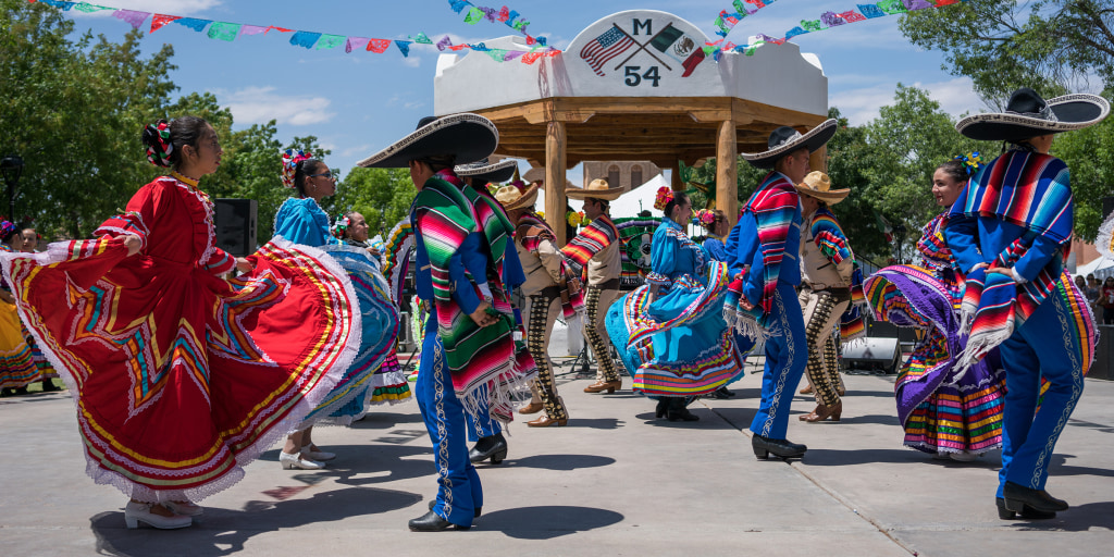 cinco de mayo dancing