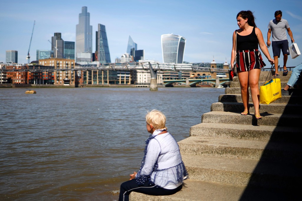 river thames plastic pollution