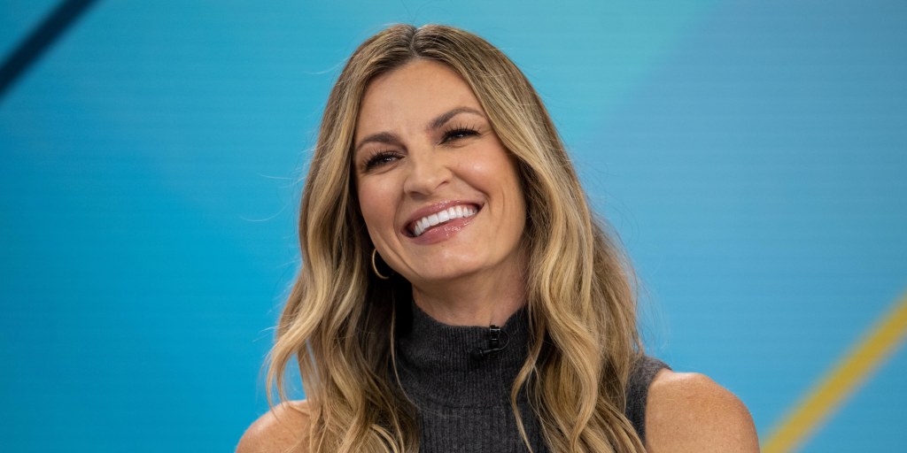 Erin Andrews No Makeup AstraZeneca And Erin Andrews Team Up To Inspire