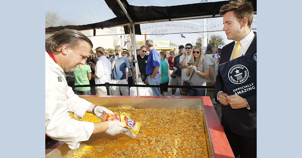 635 bags of Fritos create record Frito pie