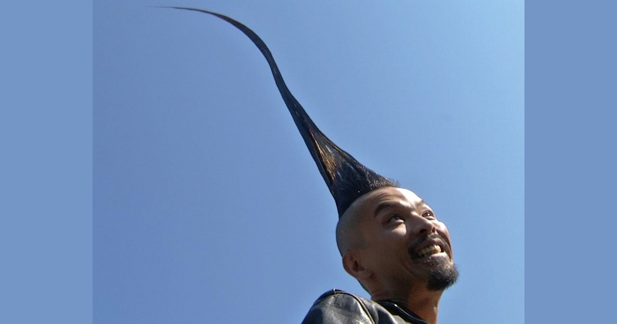 Mohawk record-holder takes hair to new heights
