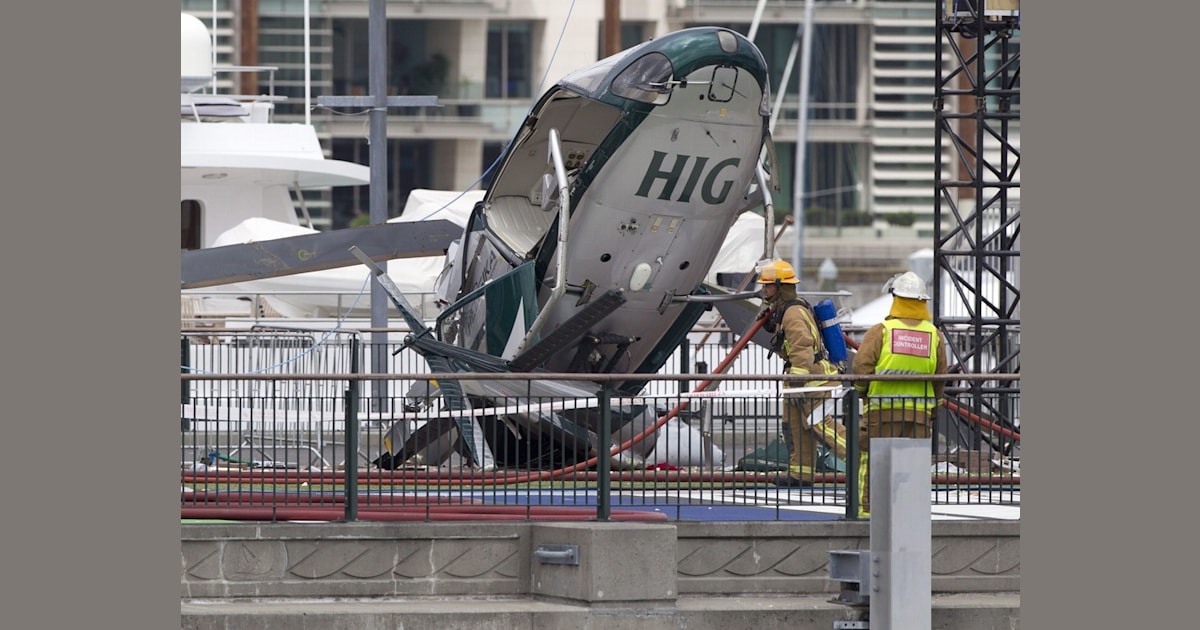 Dramatic helicopter crash caught on camera
