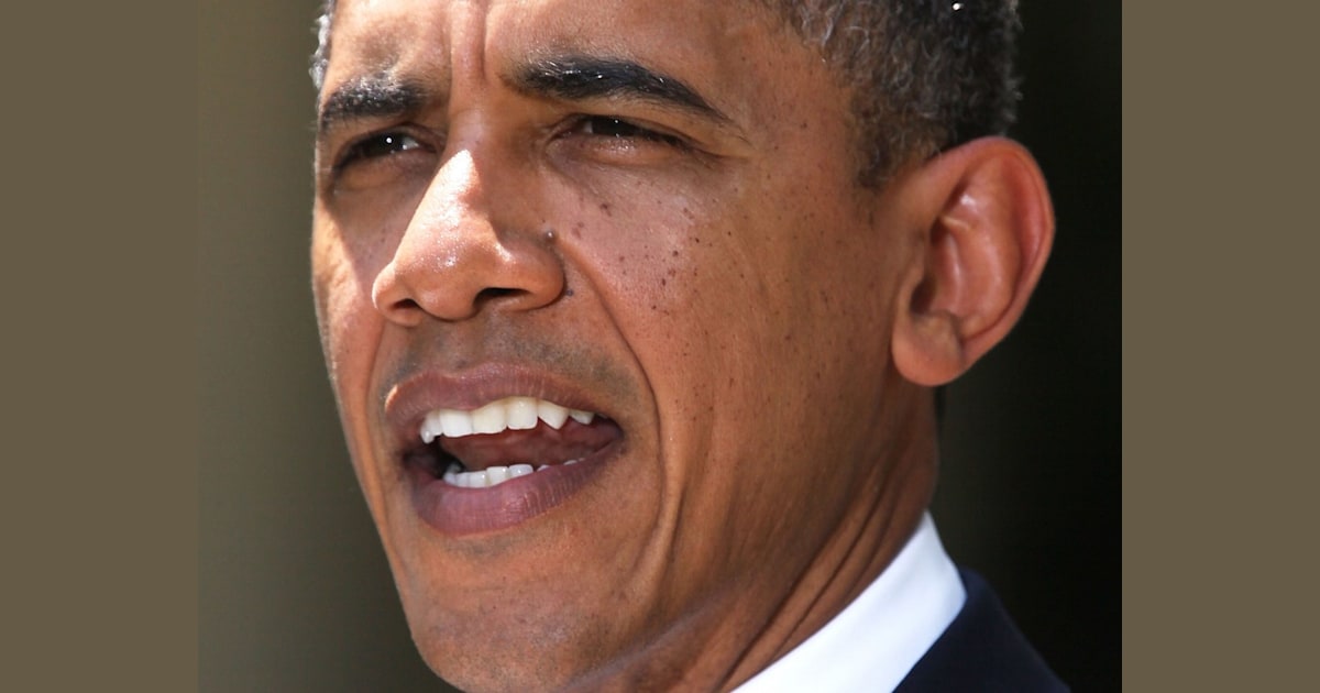 Obama returns to the campaign trail