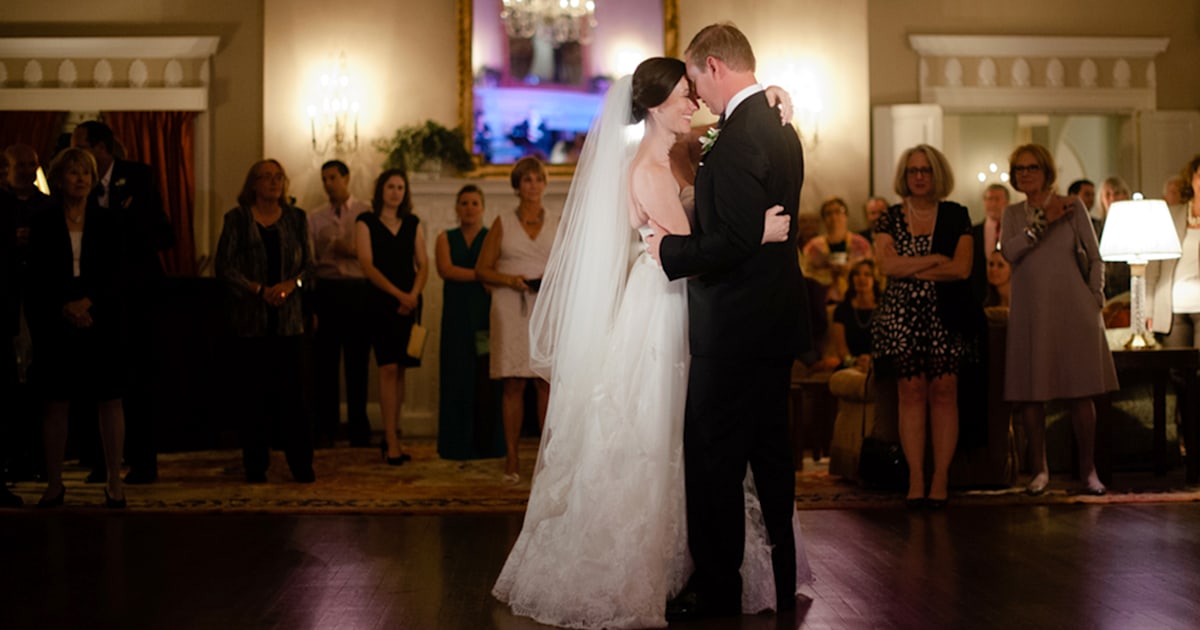 Romantic real wedding in Pittsburgh stays 'simple, traditional'